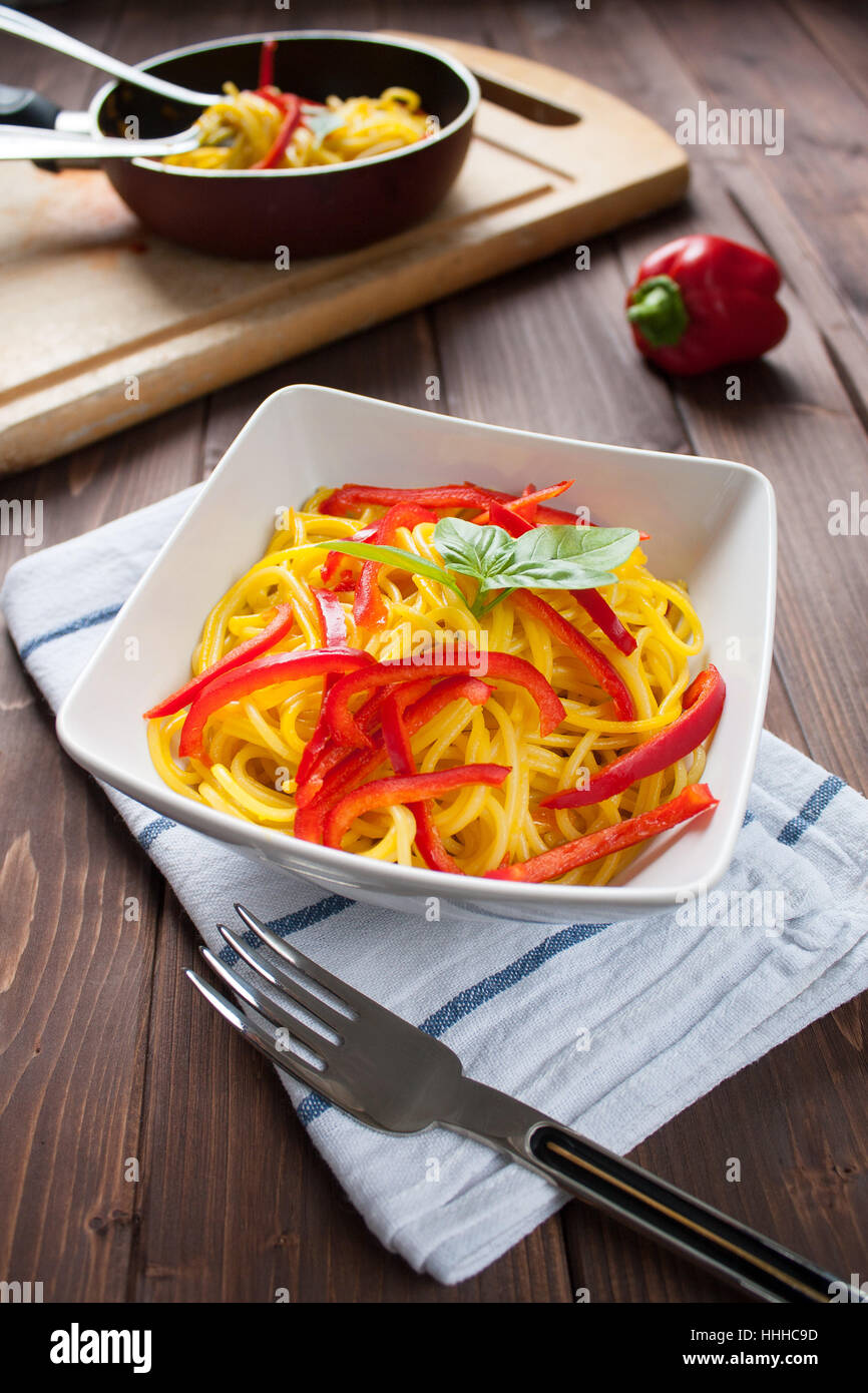 food, aliment, spaghetti, dish, meal, pasta, vegetarian, saffron, food ...
