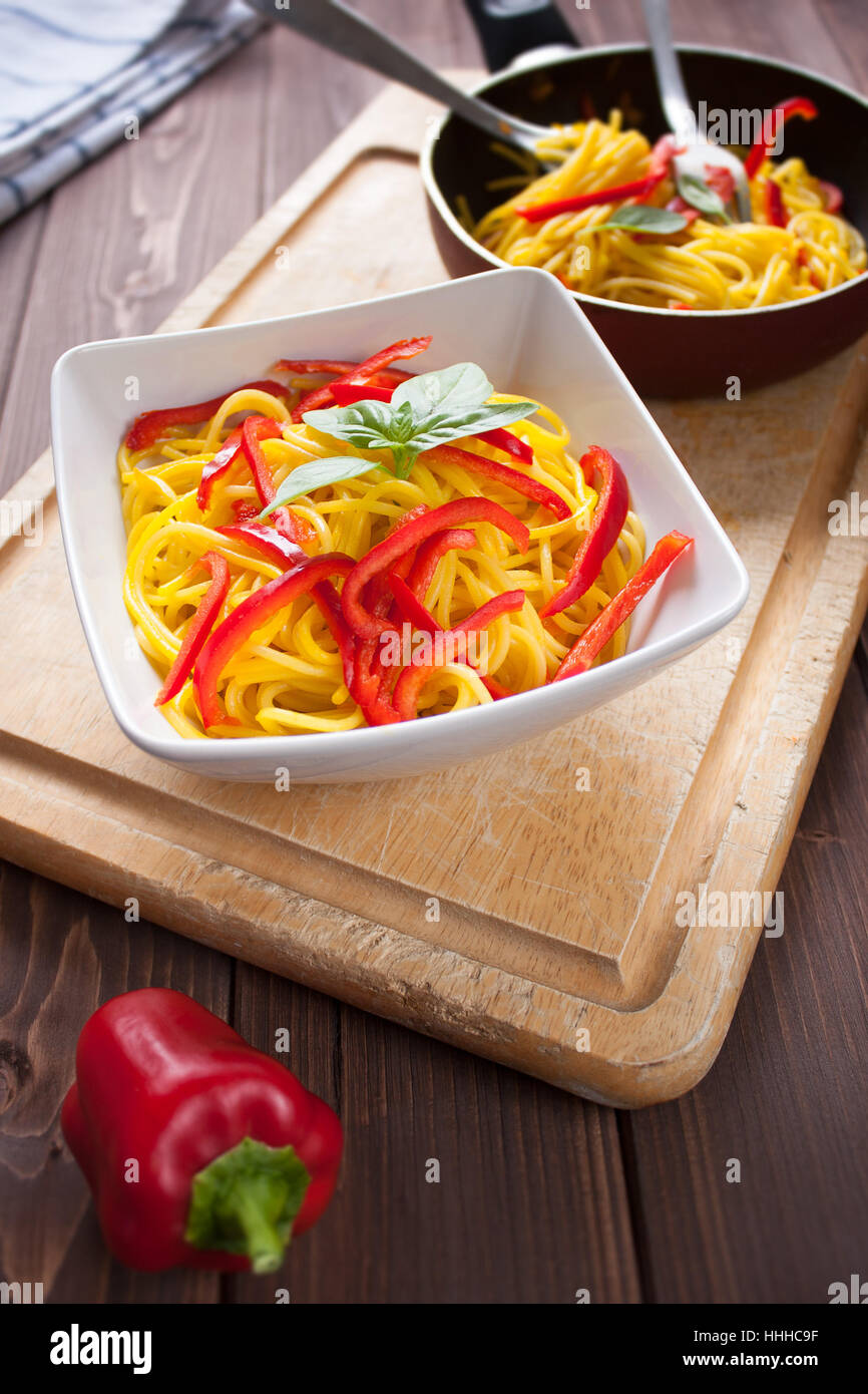 food, aliment, spaghetti, dish, meal, pasta, vegetarian, saffron, food ...