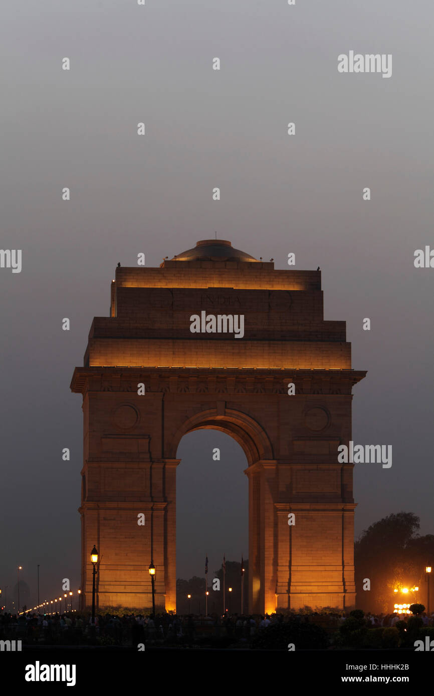 India Gate at night. New Delhi, India Stock Photo - Alamy