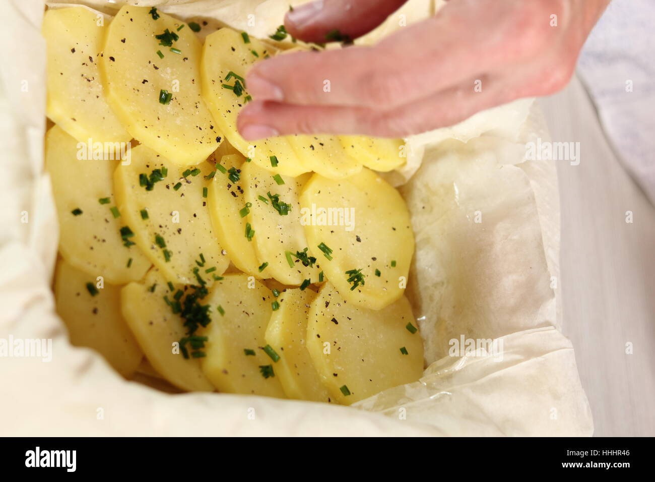 Sprinkle potato layer with minced chives. Making Potato and Leek Filo ...
