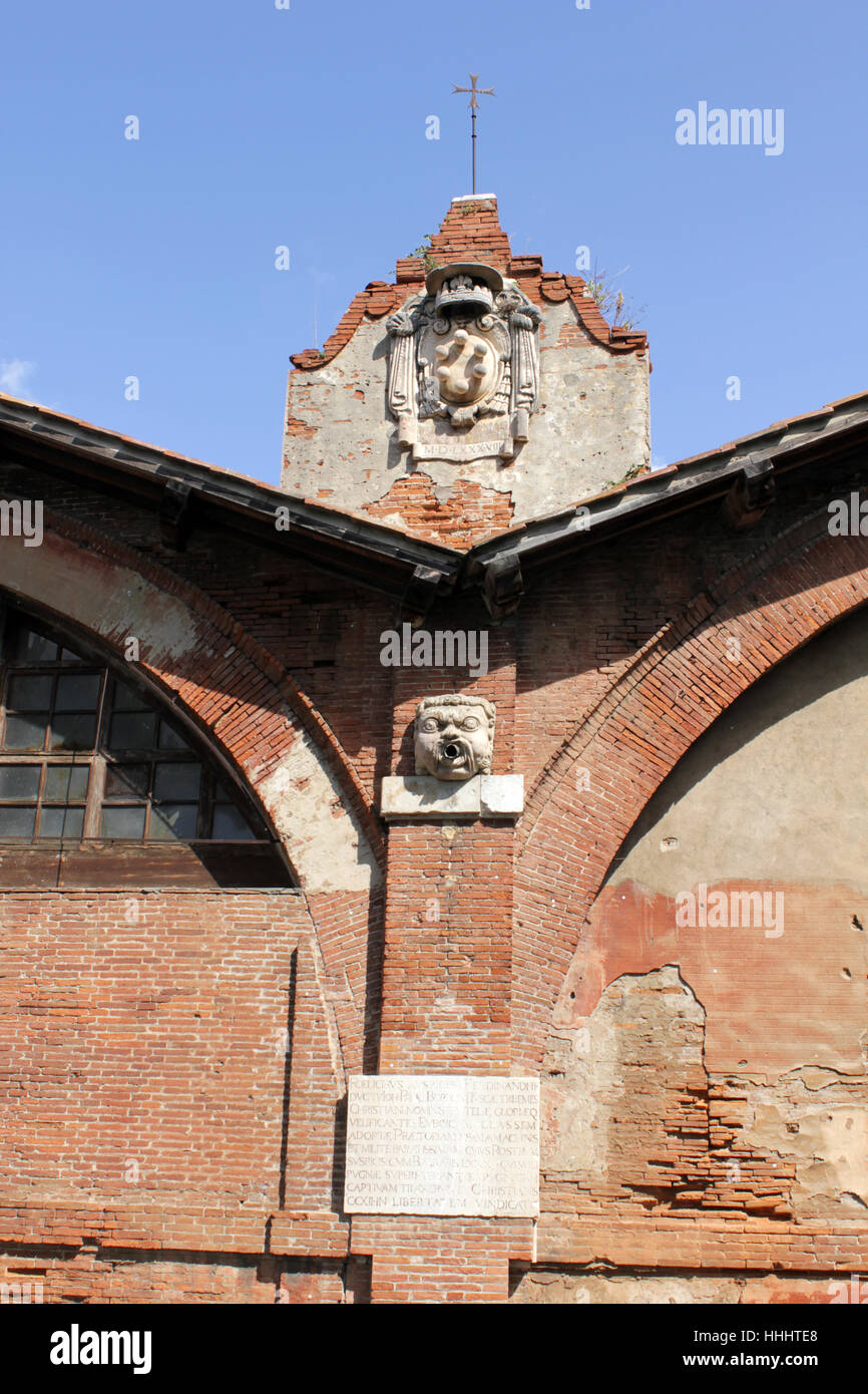 arc, brick wall, arcs, building, head, buildings, tower, city, town ...