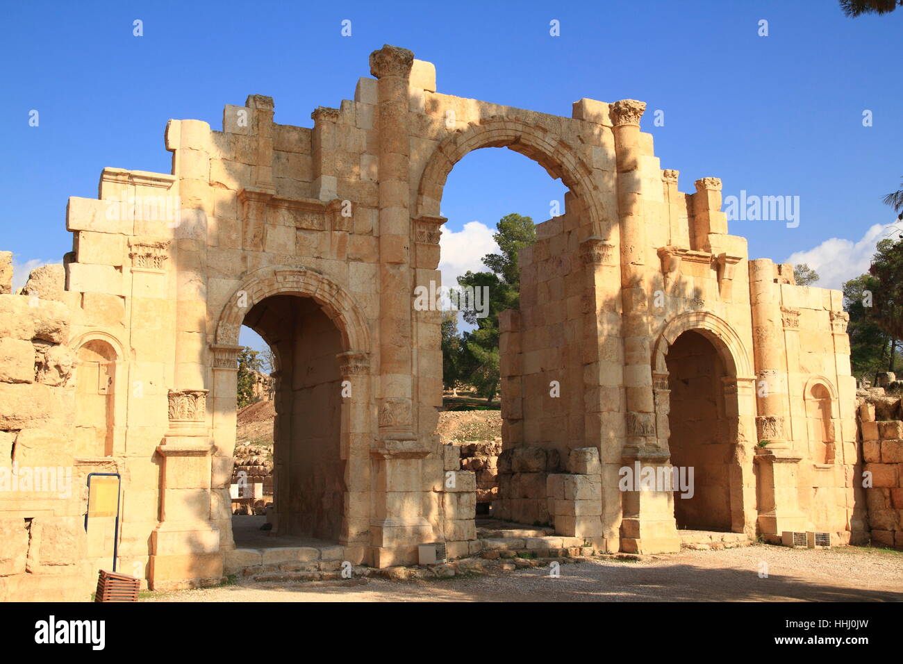 temple, jordan, antiquity, ruins, arabia, roman, historical, story ...