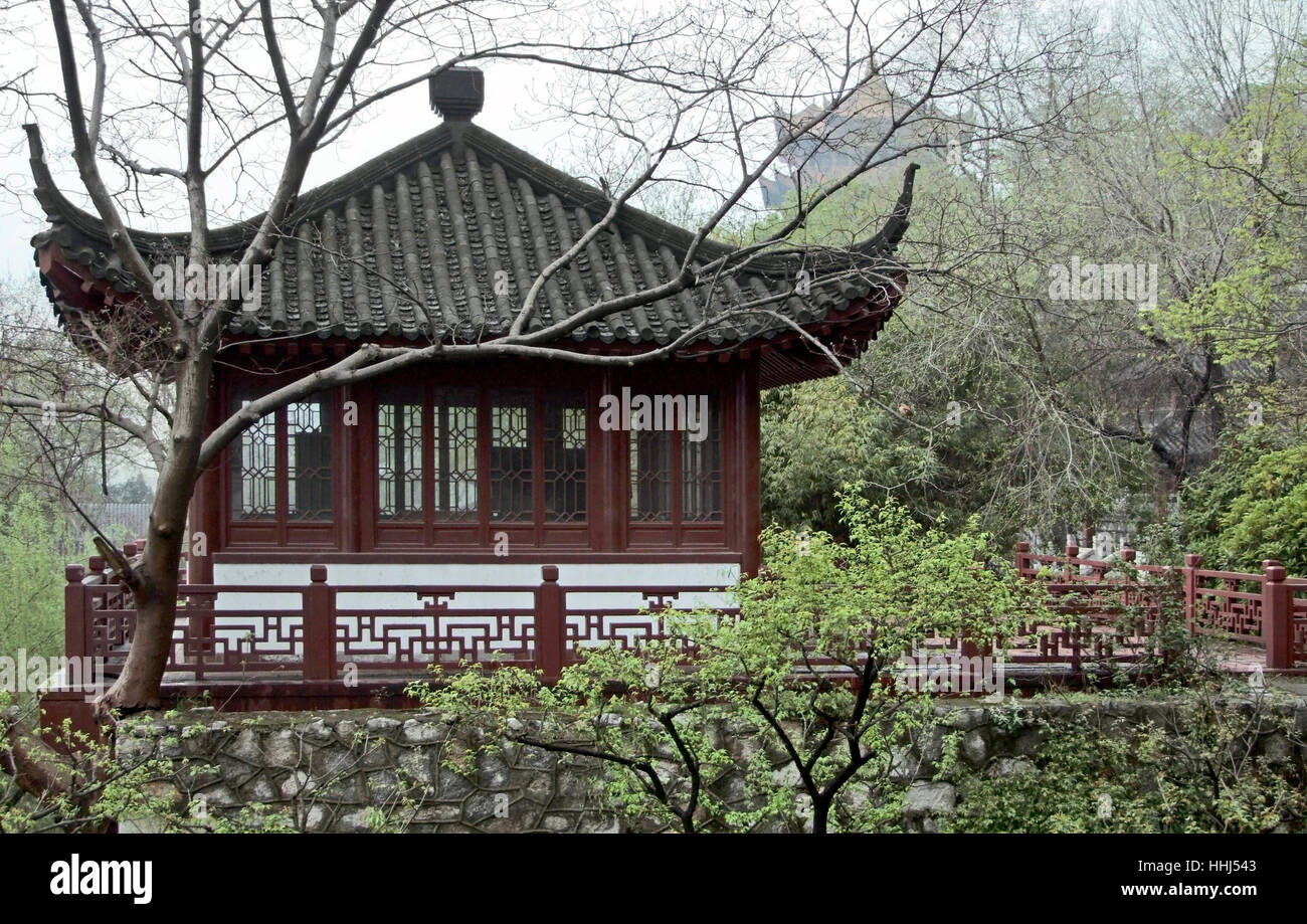 chinese building in wuhan Stock Photo - Alamy