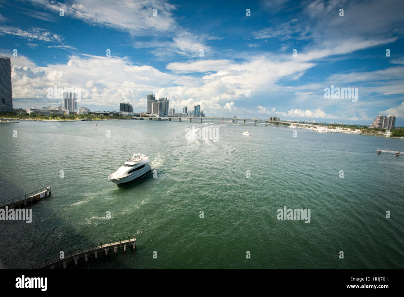 Yacht on the bay in Miami Stock Photo - Alamy