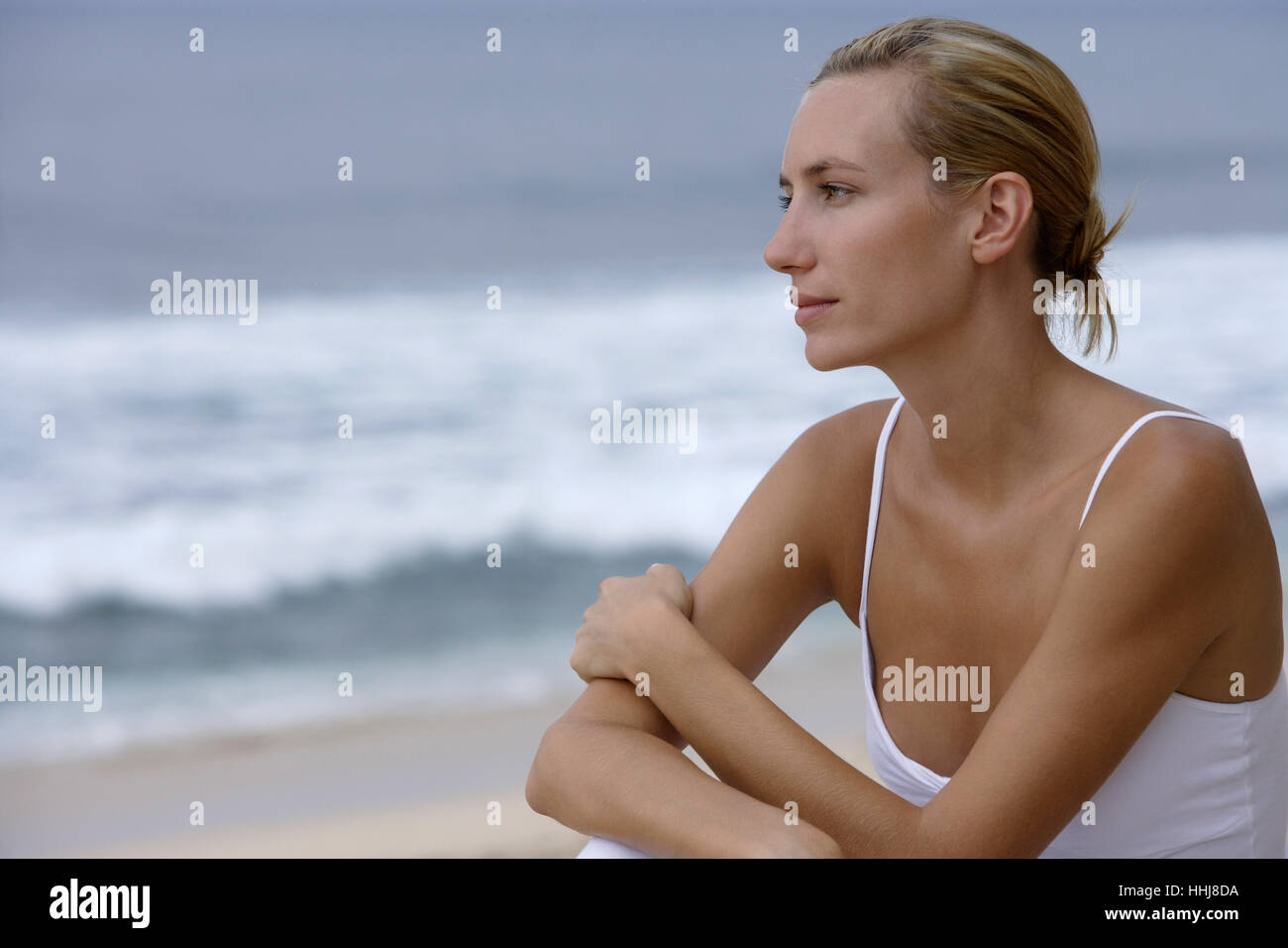 woman watching ocean Stock Photo - Alamy