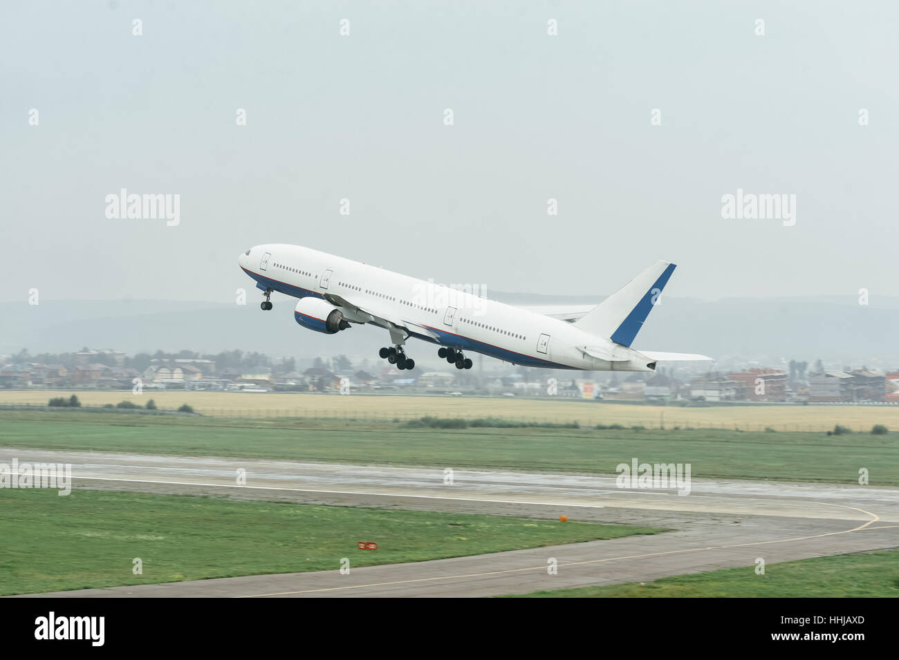 Cockpit entrance boeing hi-res stock photography and images - Alamy