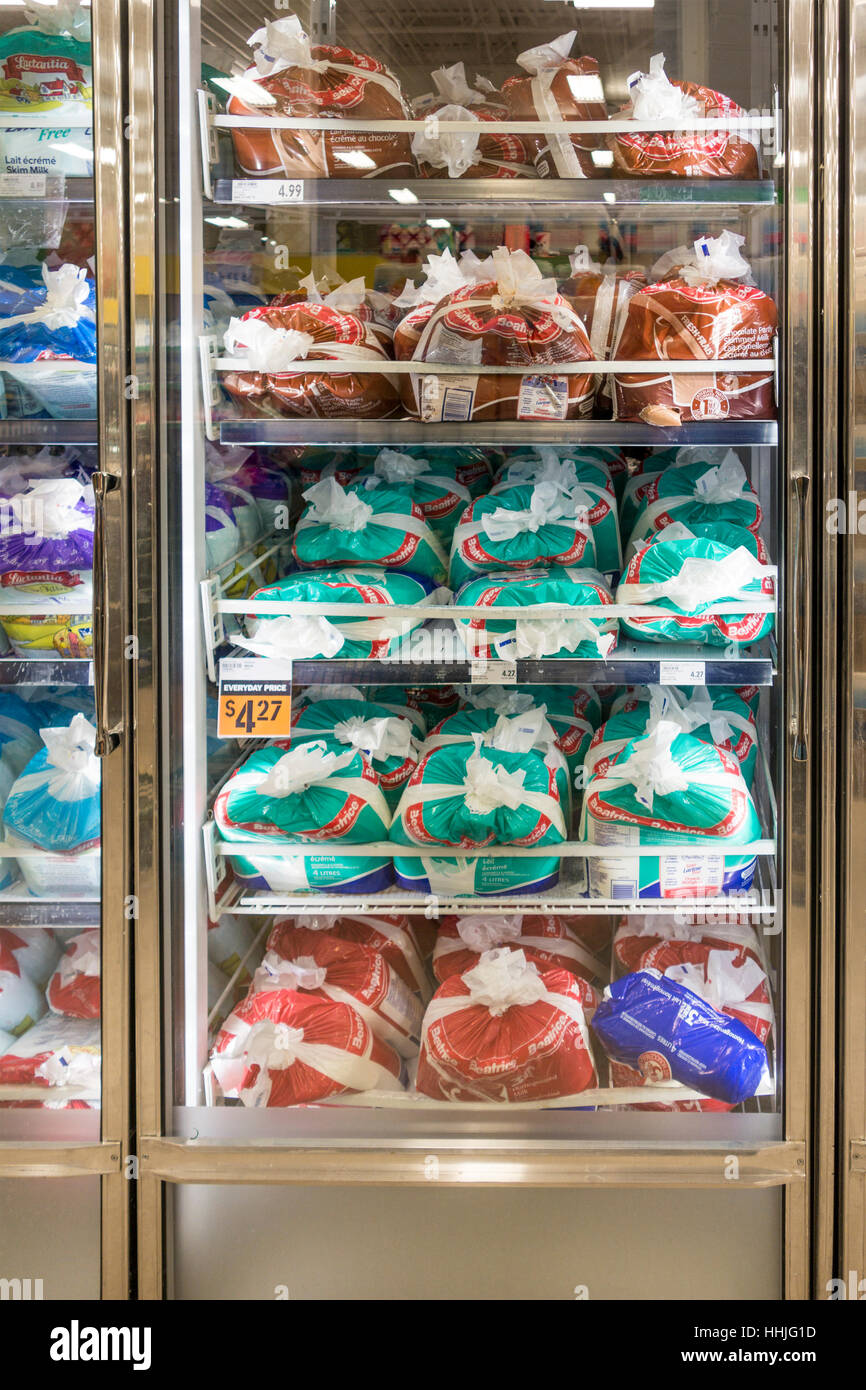 Supermarket dairy case hi-res stock photography and images - Alamy