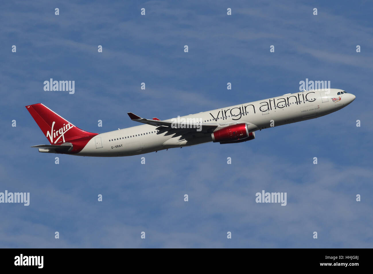 Virgin atlantic aeroplane landing hi-res stock photography and images ...