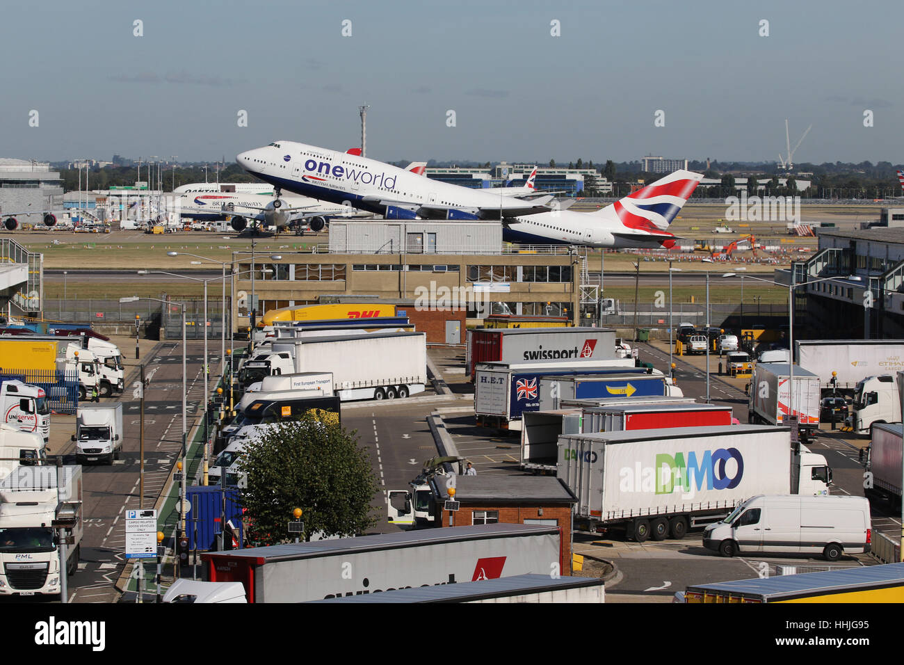 HEATHROW CARGO TERMINAL Stock Photo - Alamy