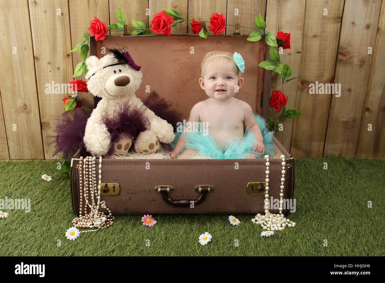 6 12 months bad hi-res stock photography and images - Alamy