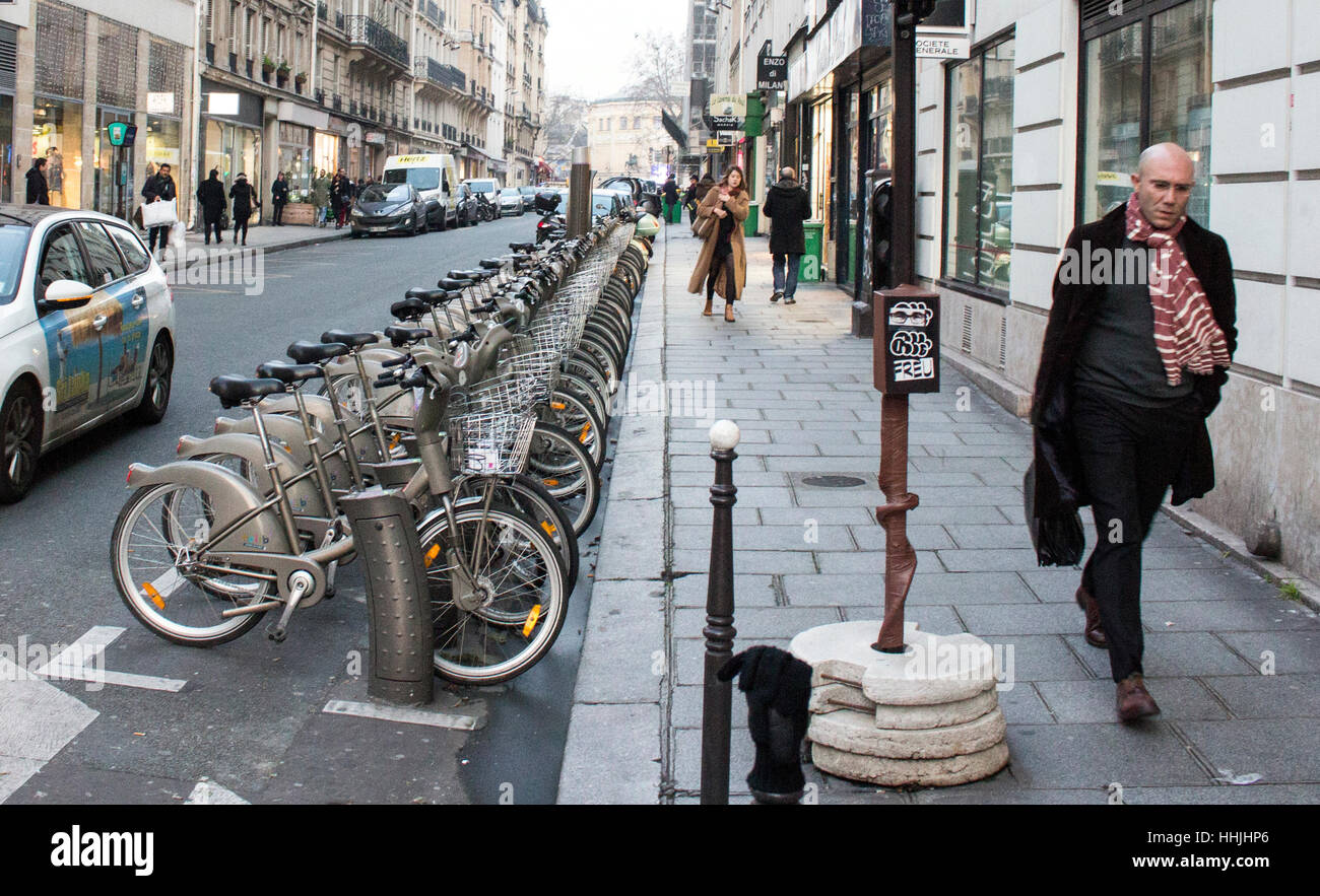 Stack of bikes in Paris, France Stock Photo - Alamy