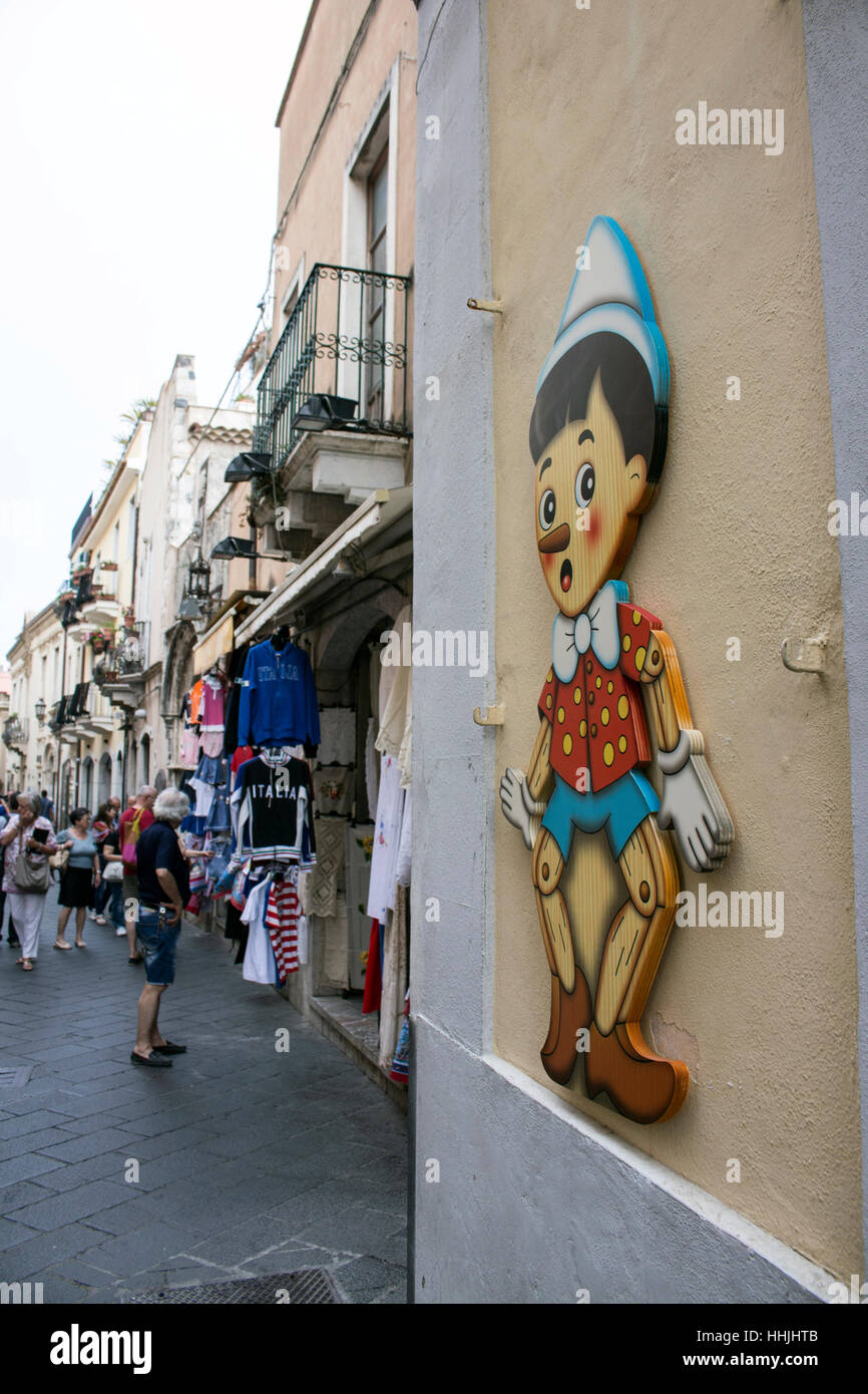 Pinocchio europe hi-res stock photography and images - Alamy