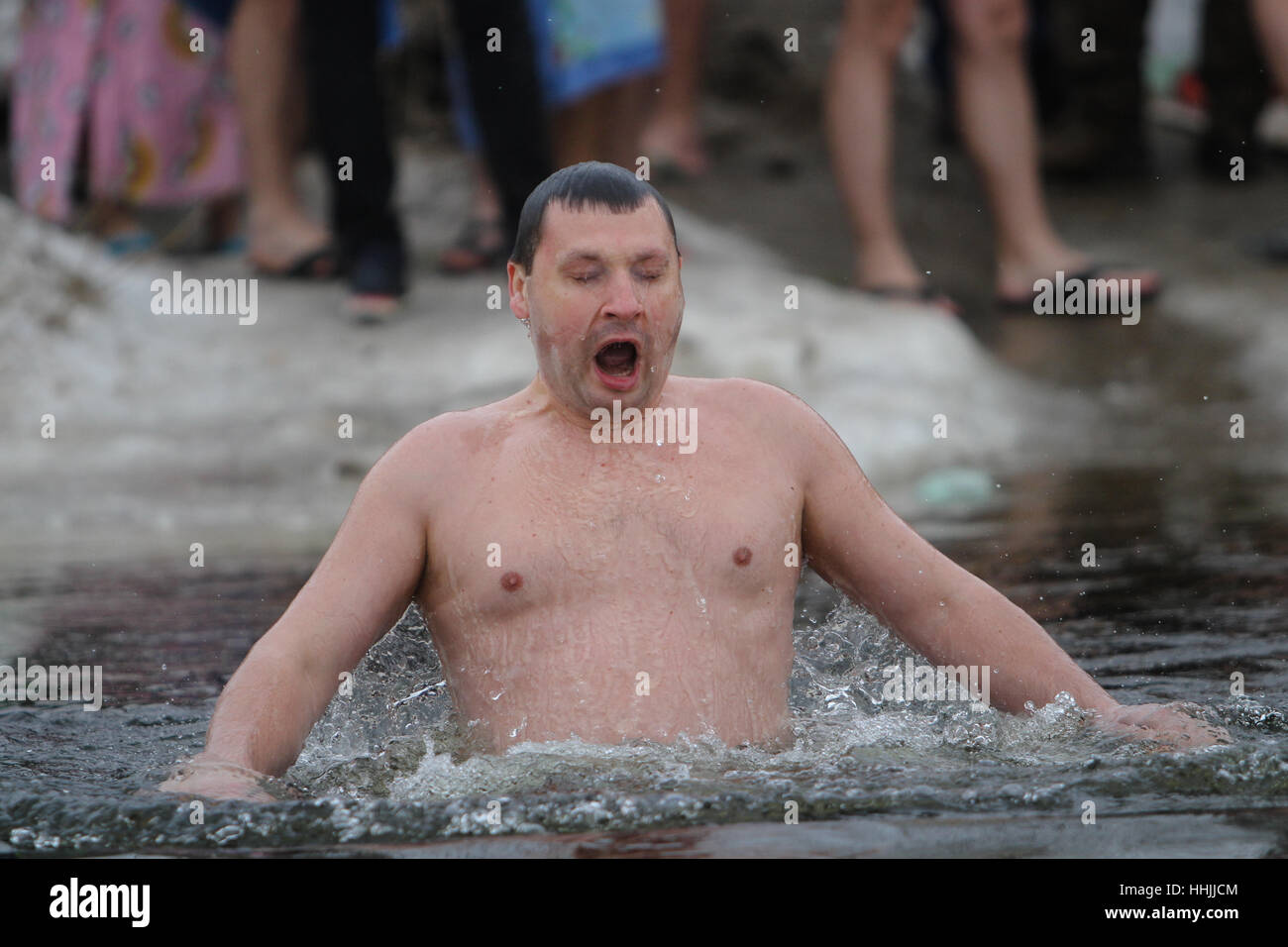 Kiev, Ukraine. 19th Jan, 2017. Ukrainian Orthodox believers bathe in ...