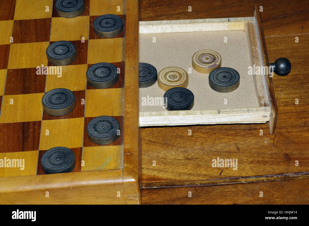 Draught checker playing hi-res stock photography and images - Alamy
