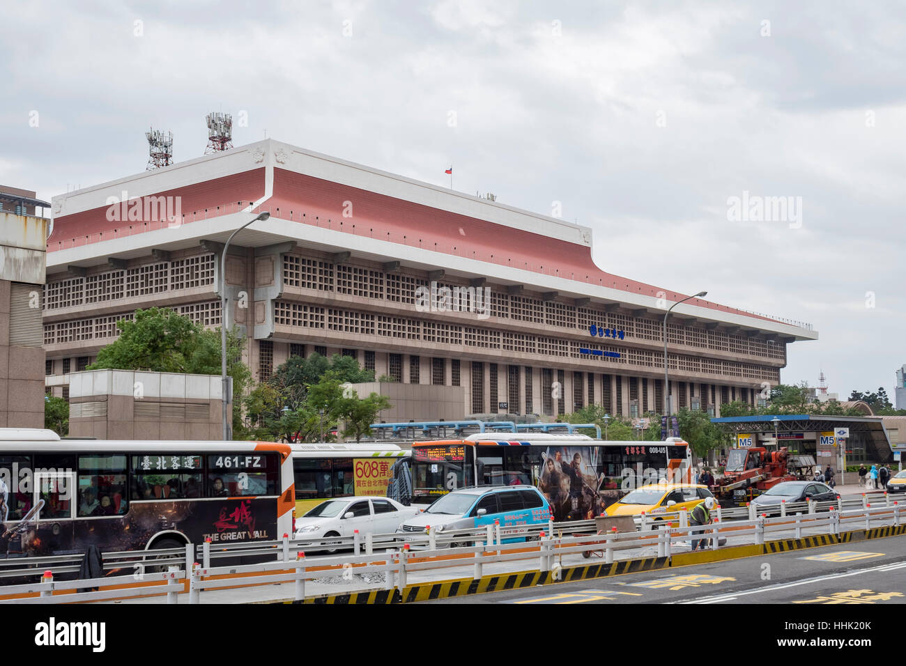 Taipei bus station hi-res stock photography and images - Alamy