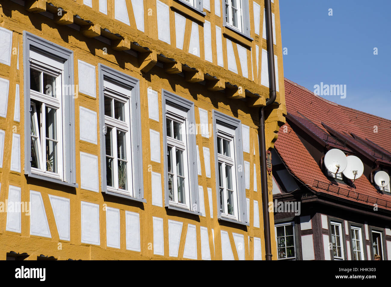 house, building, home, dwelling house, residential building, frame-work ...