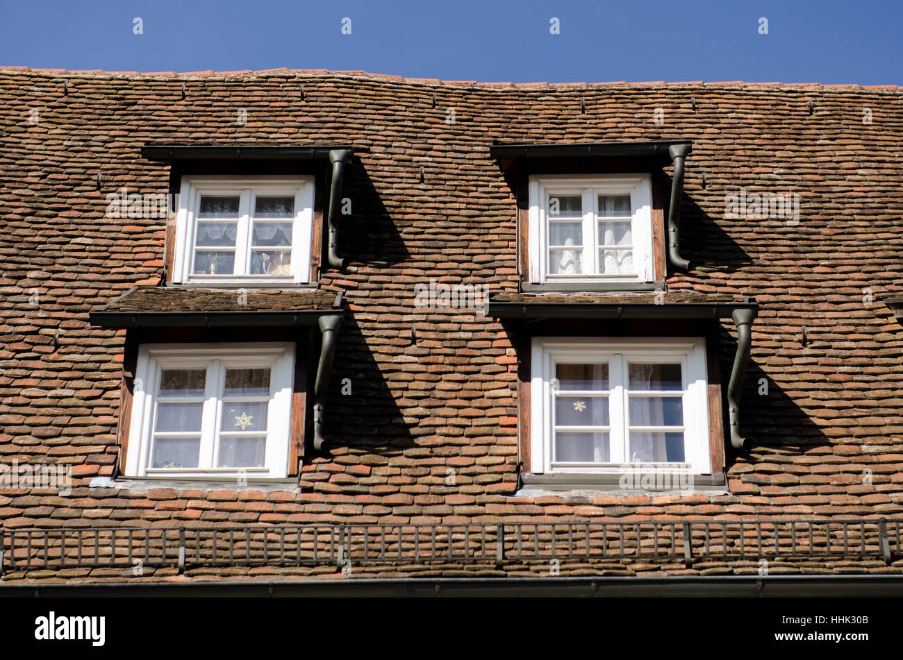 house, building, historical, window, porthole, dormer window, pane ...