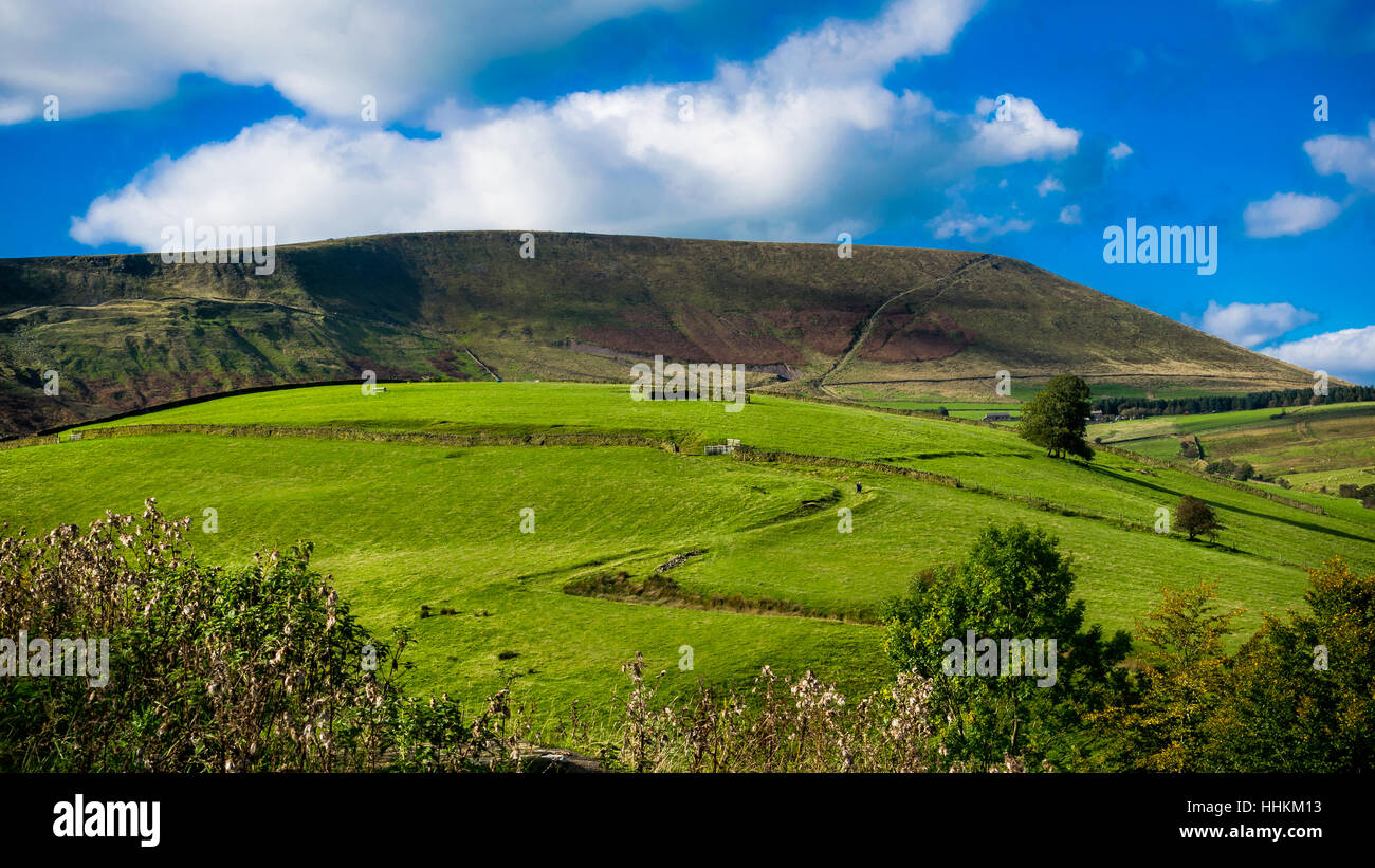 Pendle Hill Lancashire Stock Photos & Pendle Hill Lancashire Stock ...