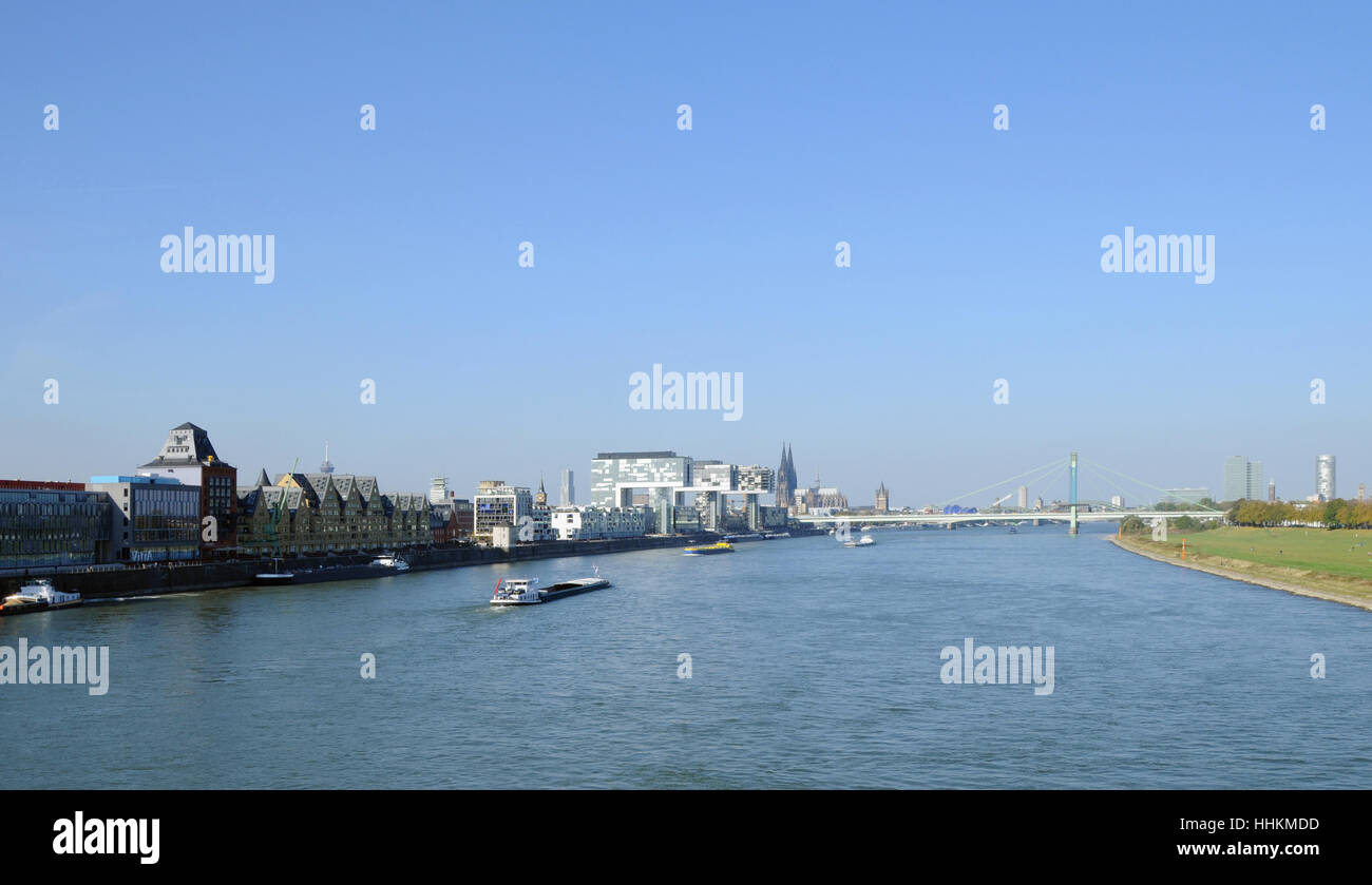 cologne rhein scenery Stock Photo - Alamy
