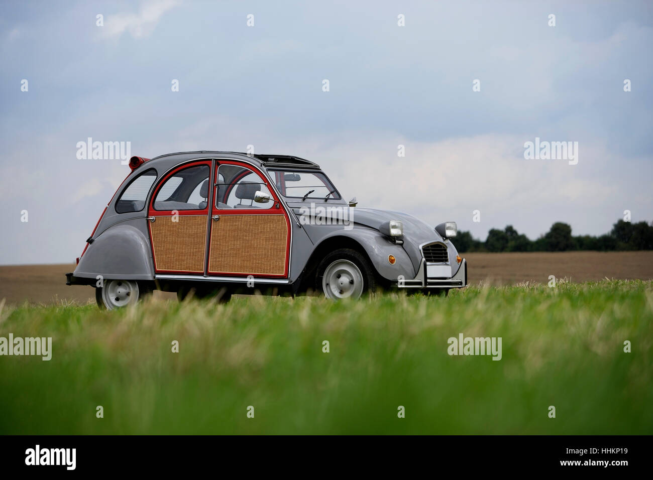 2 cv citroen car hi-res stock photography and images - Alamy