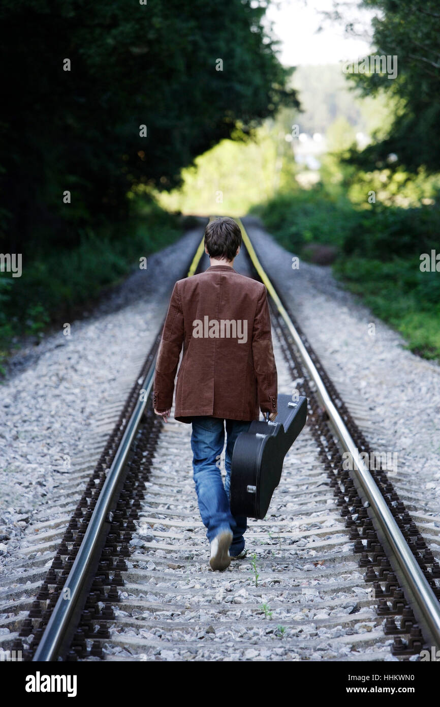 Walking down train tracks hi-res stock photography and images - Alamy
