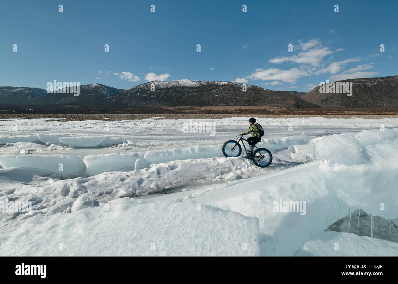Fatbike (also called fat bike or fat-tire bike) - Cycling on large ...