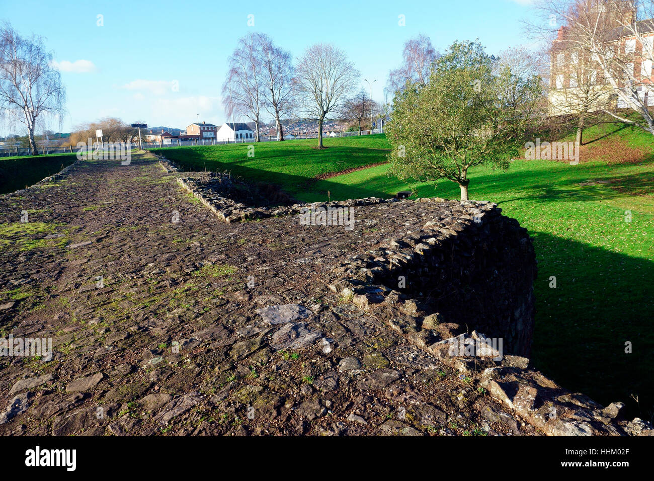 Narrow road with passing places hi-res stock photography and images - Alamy