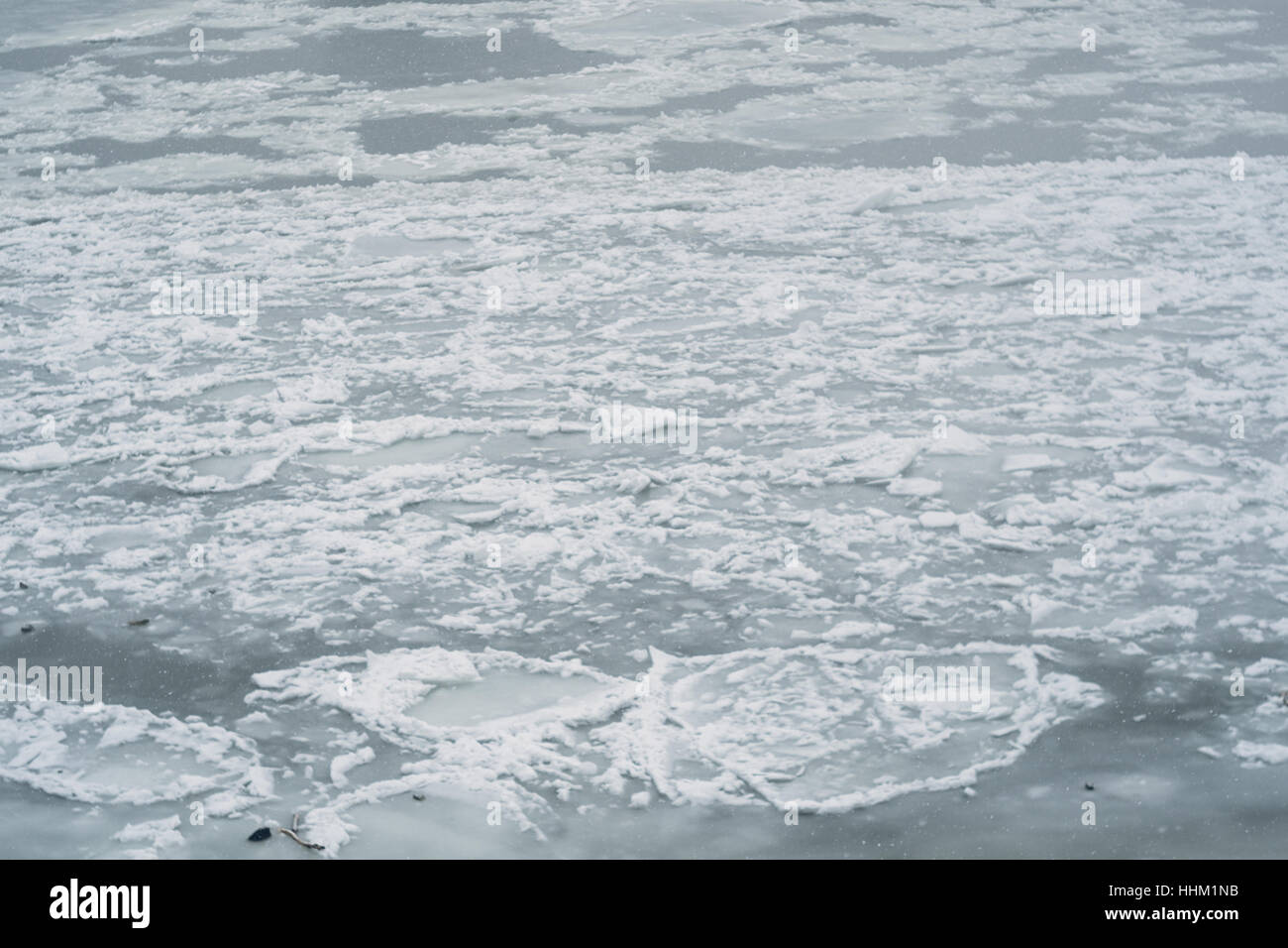 White ice flow hi-res stock photography and images - Alamy