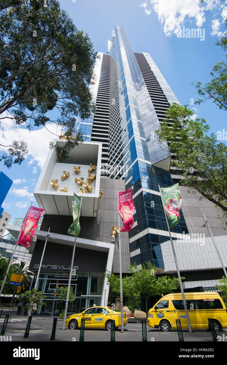 Looking up at the Eureka Tower and Queen Bee Colony on the Southbank of ...