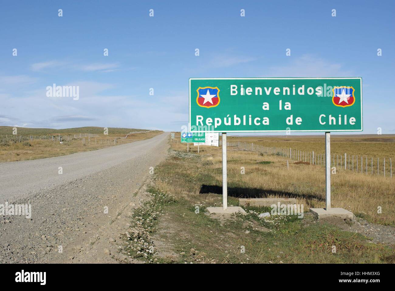 wild dirt road Stock Photo - Alamy
