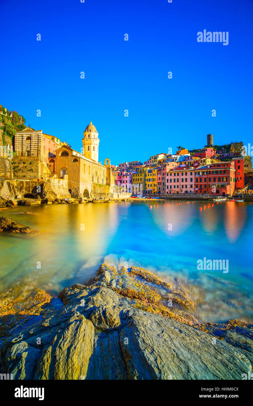 Cinque terre hi-res stock photography and images - Alamy