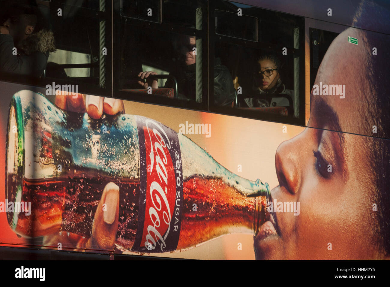 Coca cola ad hi-res stock photography and images - Alamy