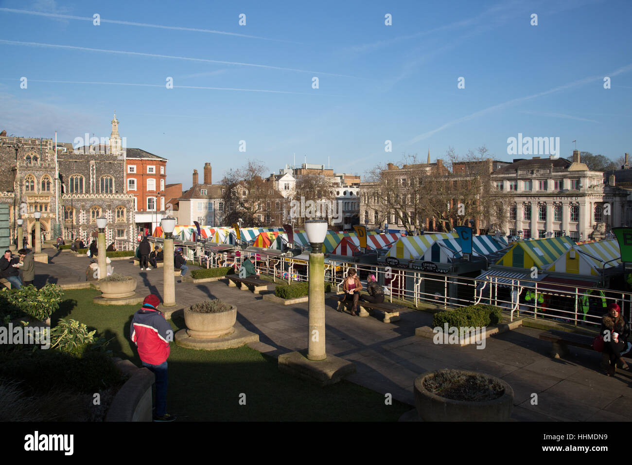 Norwich market square hi-res stock photography and images - Alamy