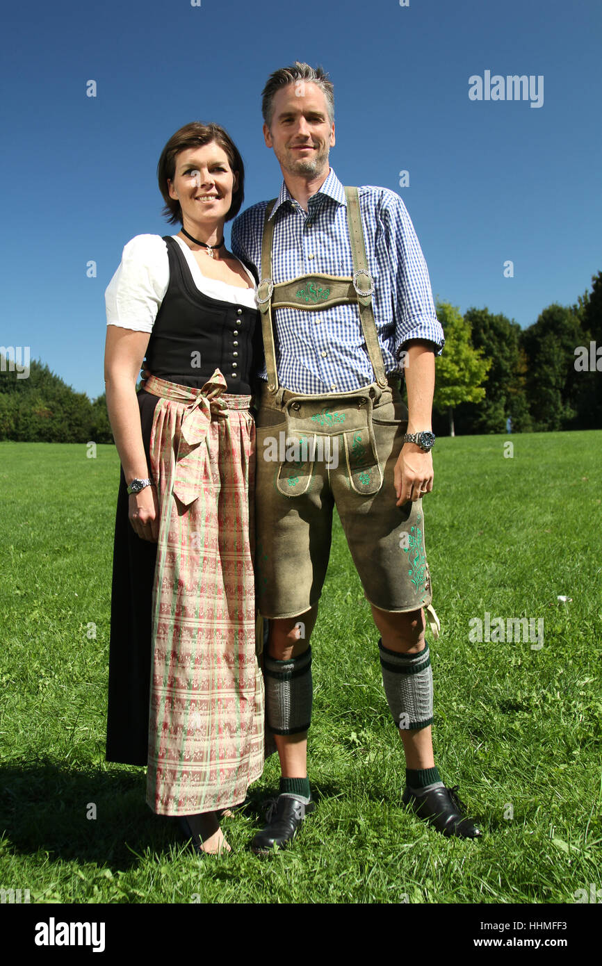 Bavarian couple hi-res stock photography and images - Alamy
