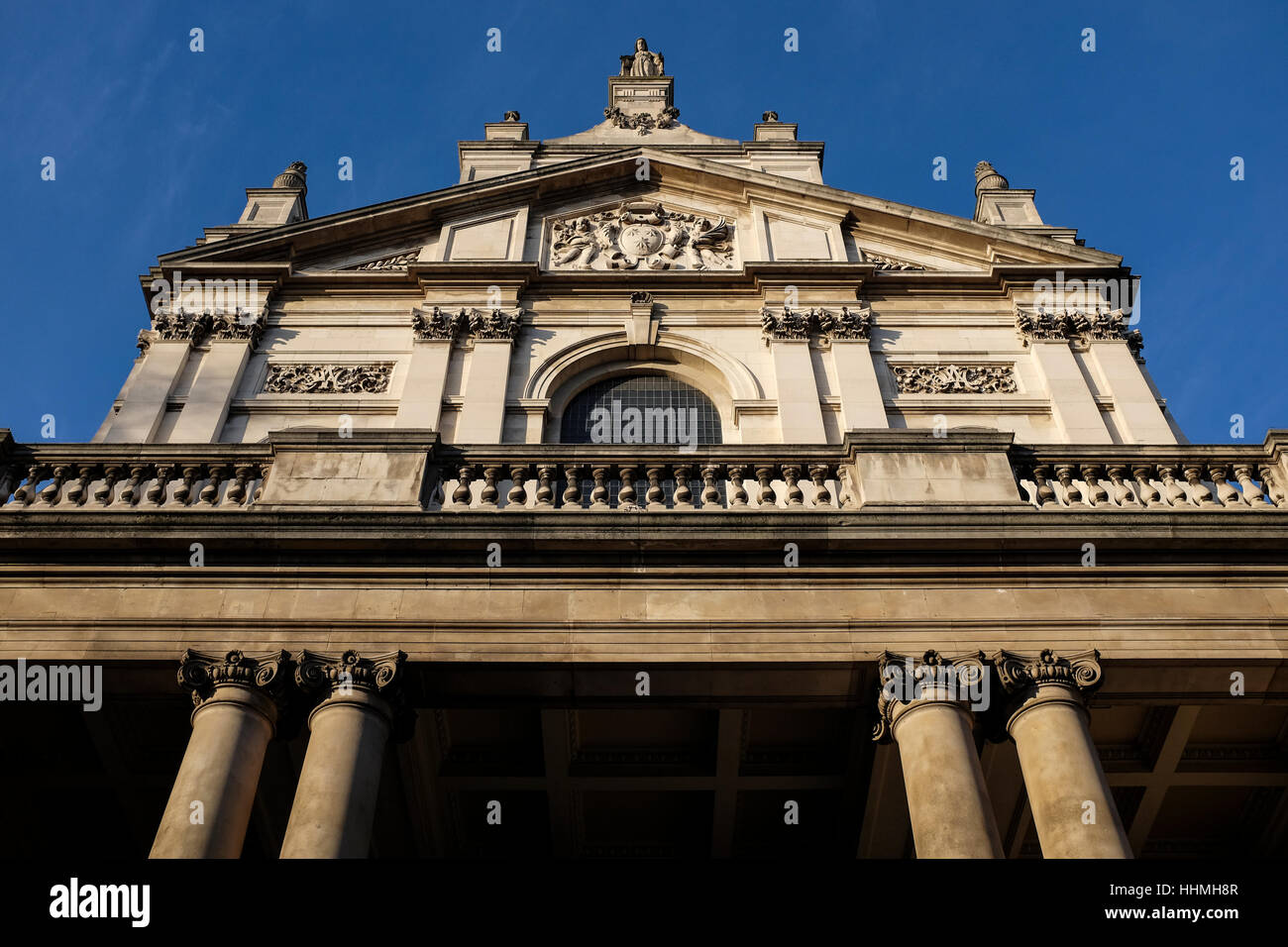 Holy Trinity Brompton Stock Photo - Alamy