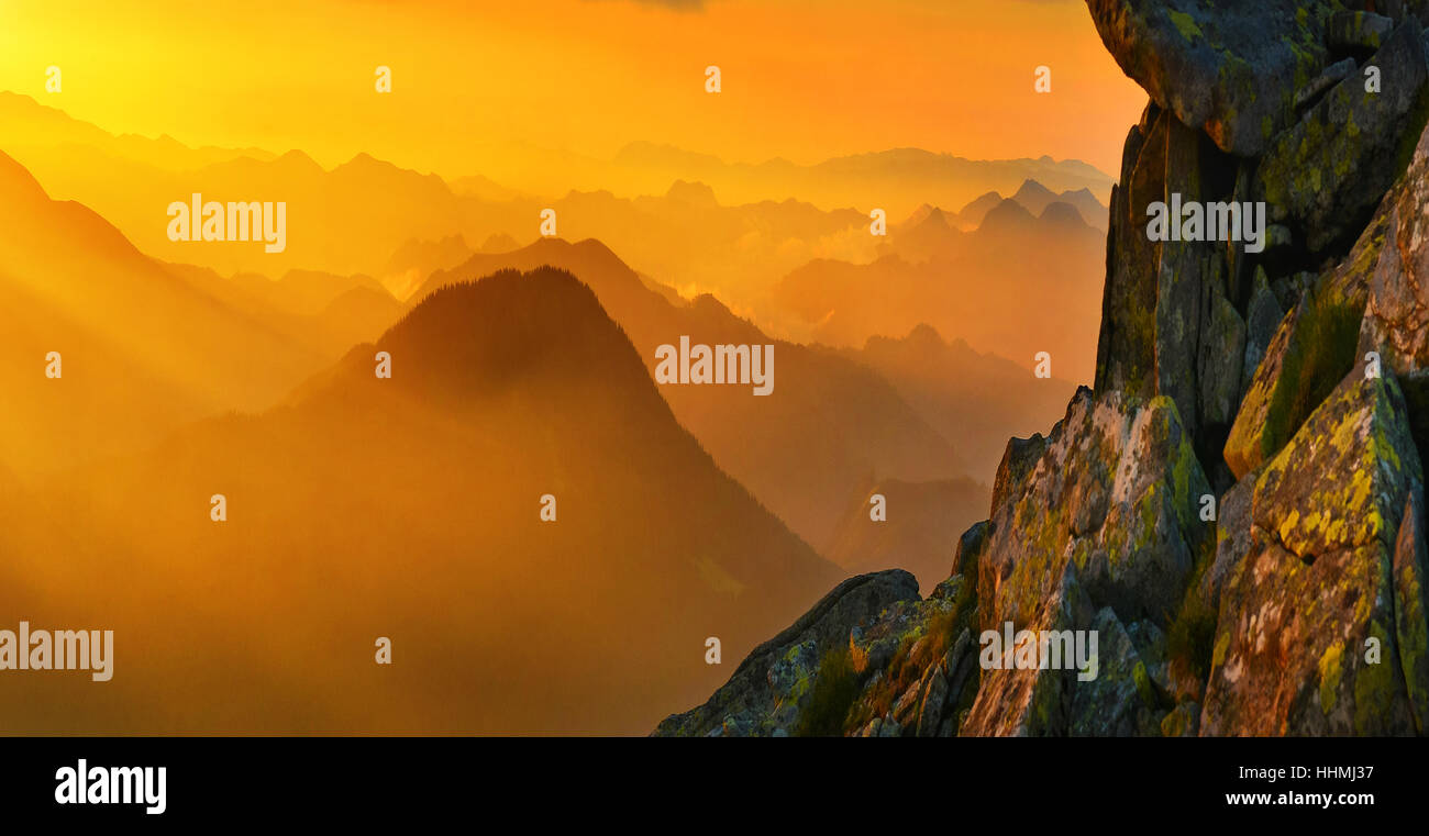 Stone mountain sunset hi-res stock photography and images - Alamy