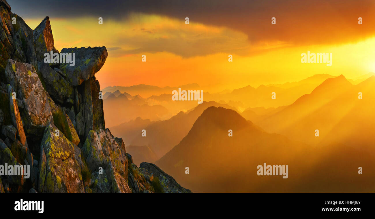 Stone mountain sunset hi-res stock photography and images - Alamy