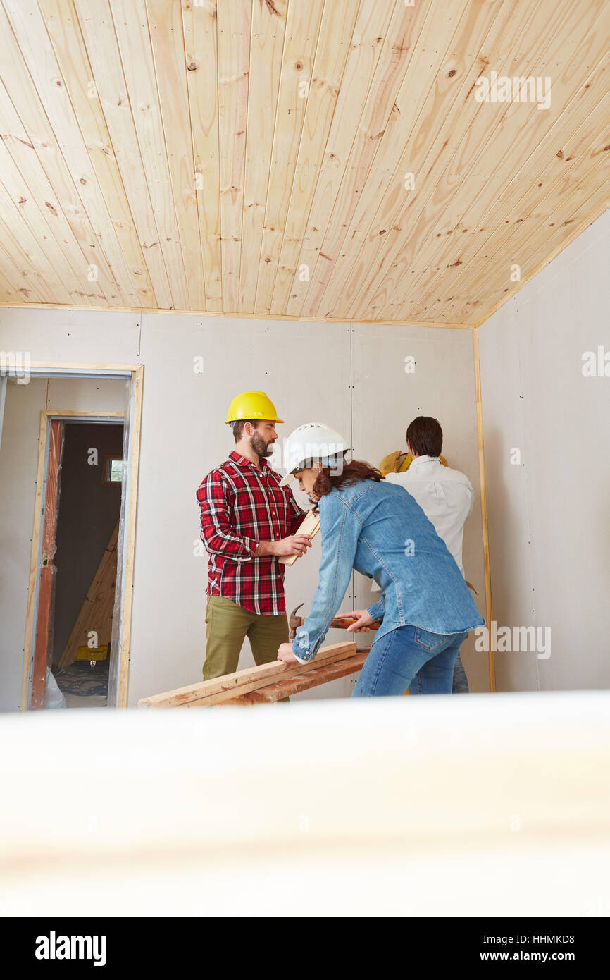 Teamwork building hi-res stock photography and images - Alamy