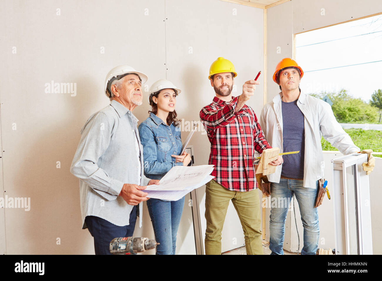 Cooperation building hi-res stock photography and images - Alamy