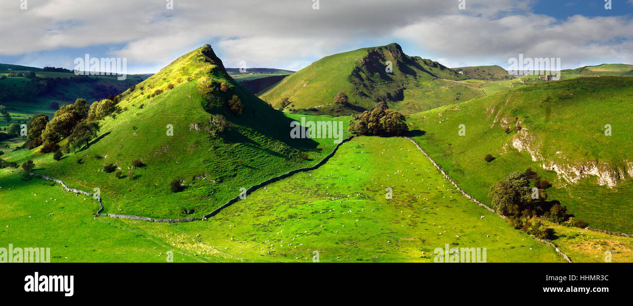 Parkhouse and chrome hill derbyshire hi-res stock photography and ...