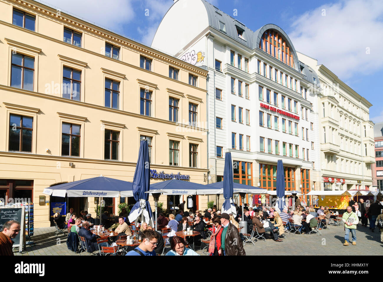 Hackescher markt berlin hi-res stock photography and images - Alamy
