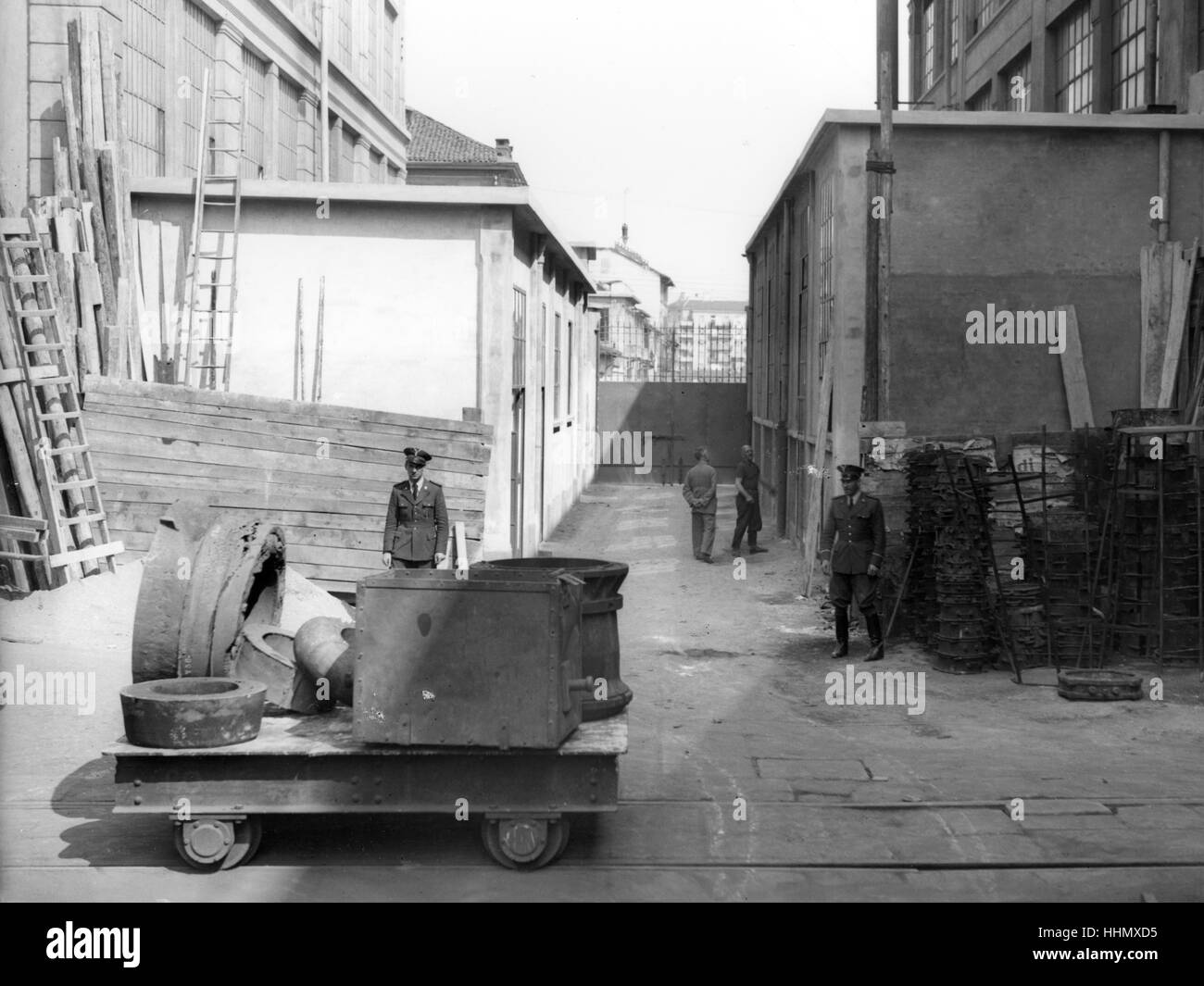 Industrial motors Black and White Stock Photos & Images - Alamy
