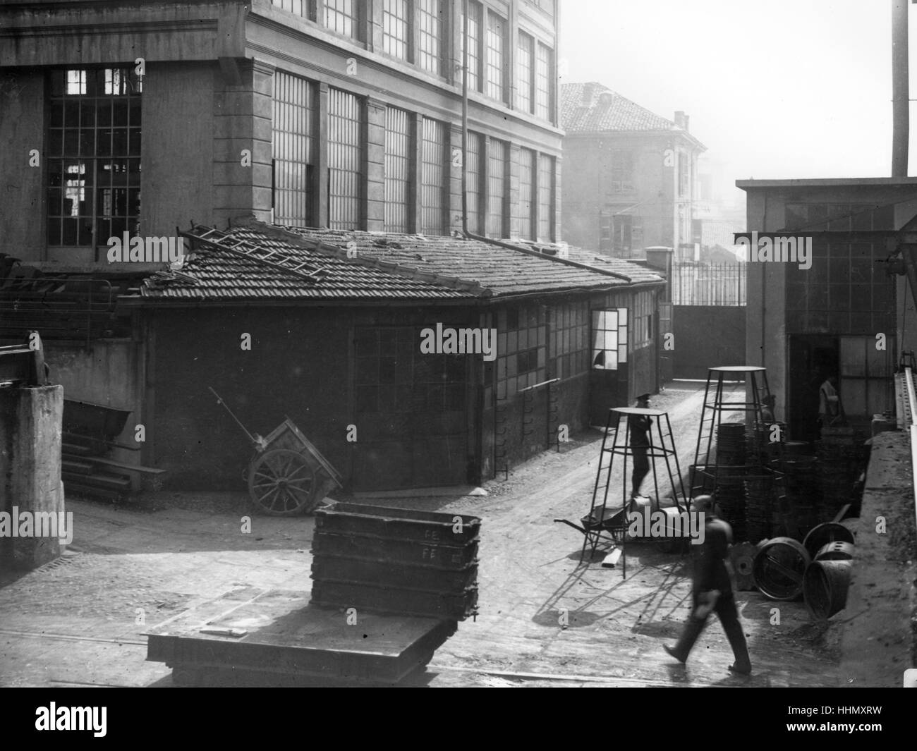 1930 - 40. Fiat Big Motors factory , fabbrica Grandi Motori in Torino ...