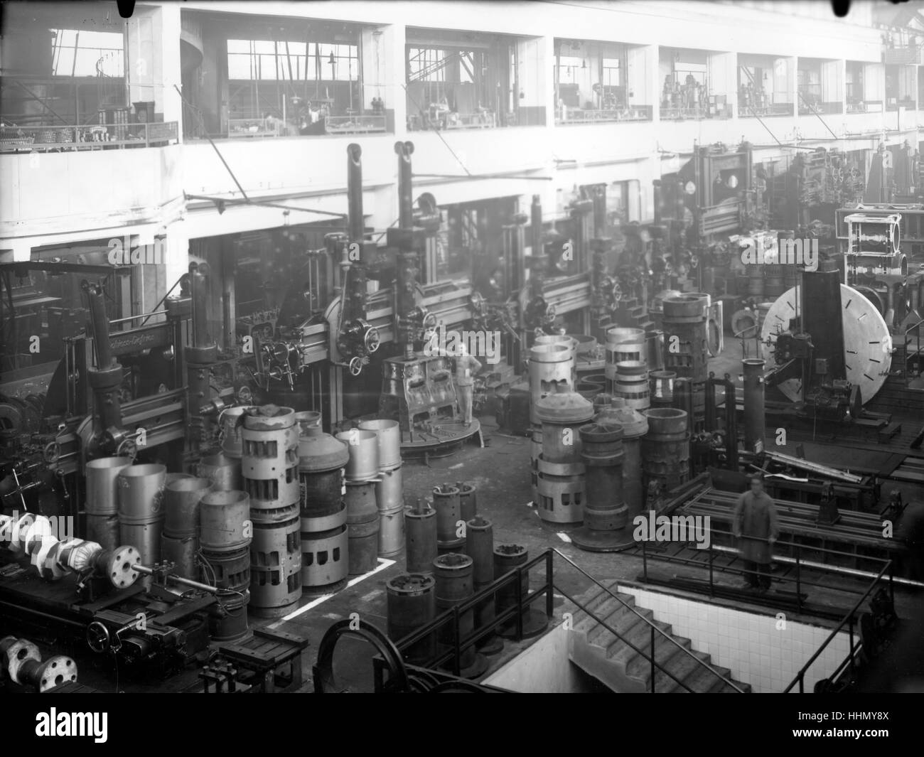 Fabbrica motori hi-res stock photography and images - Alamy