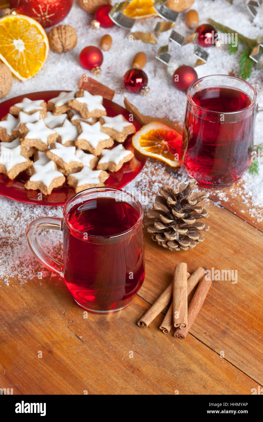 Claret coloured hi-res stock photography and images - Alamy