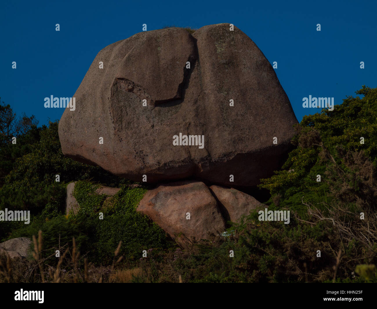 blue, big, large, enormous, extreme, powerful, imposing, immense ...