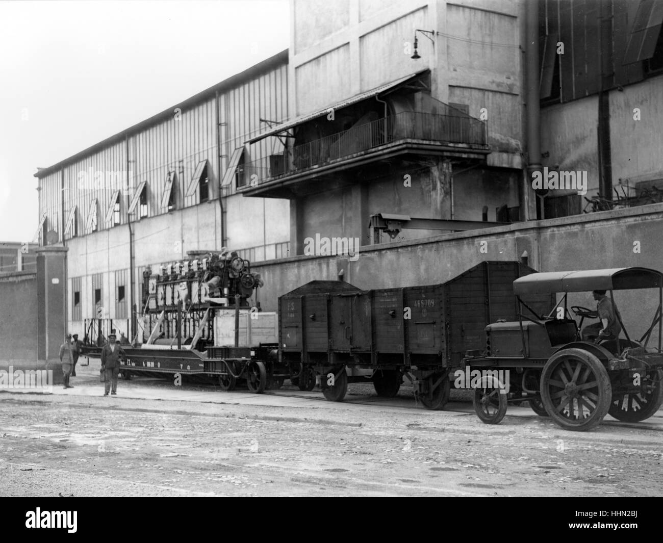 1930-1940. Vintages photos of Fiat Big Motors factory , fabbrica Grandi ...