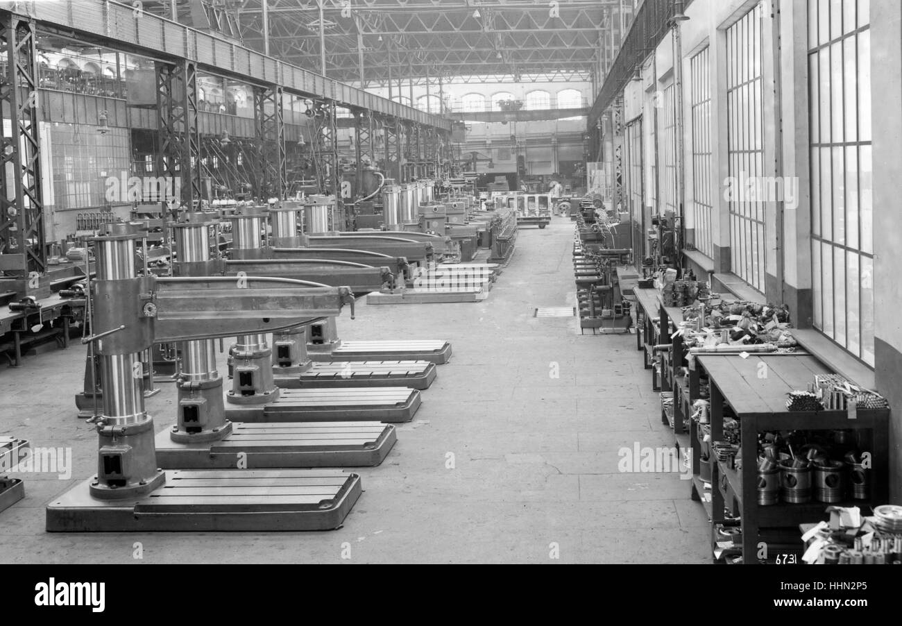 1930-1940. Vintages photos of Fiat Big Motors factory , fabbrica Grandi ...