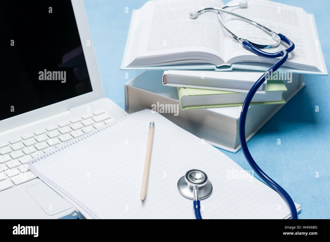 medicinally, medical, nobody, healthcare, still life, blue, laptop ...