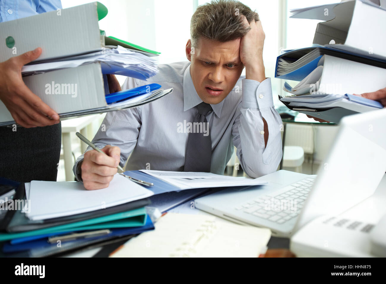 Embarrassed office workers hi-res stock photography and images - Alamy